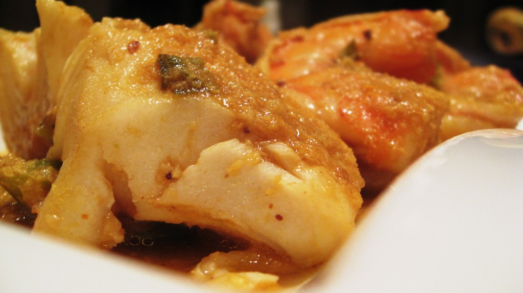 Demystify Tamarind: Paleo Goan Fish & Shrimp Curry – Nutty Kitchen