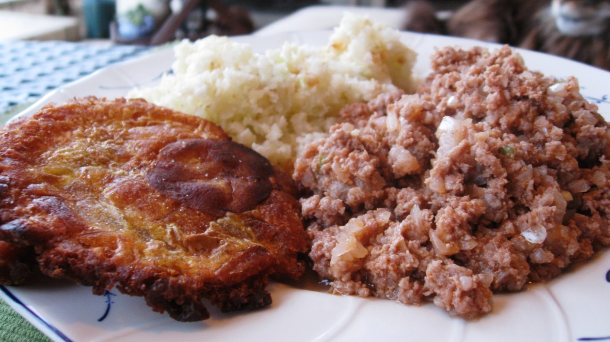 Cuban Ground Beef – Picadillo de carne – Nutty Kitchen